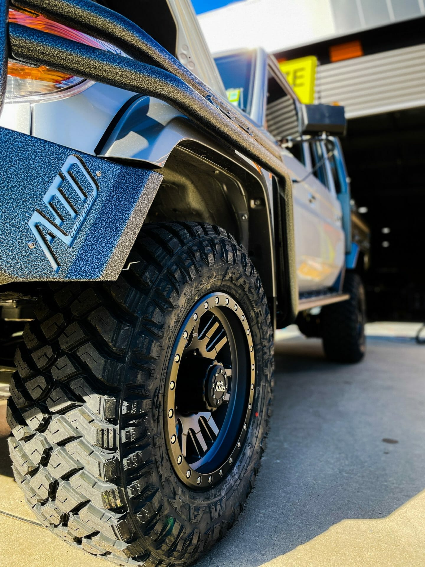 "WORK'N'PLAY 79" - Oztrack Custom // Bespoke off-road canopies and builds