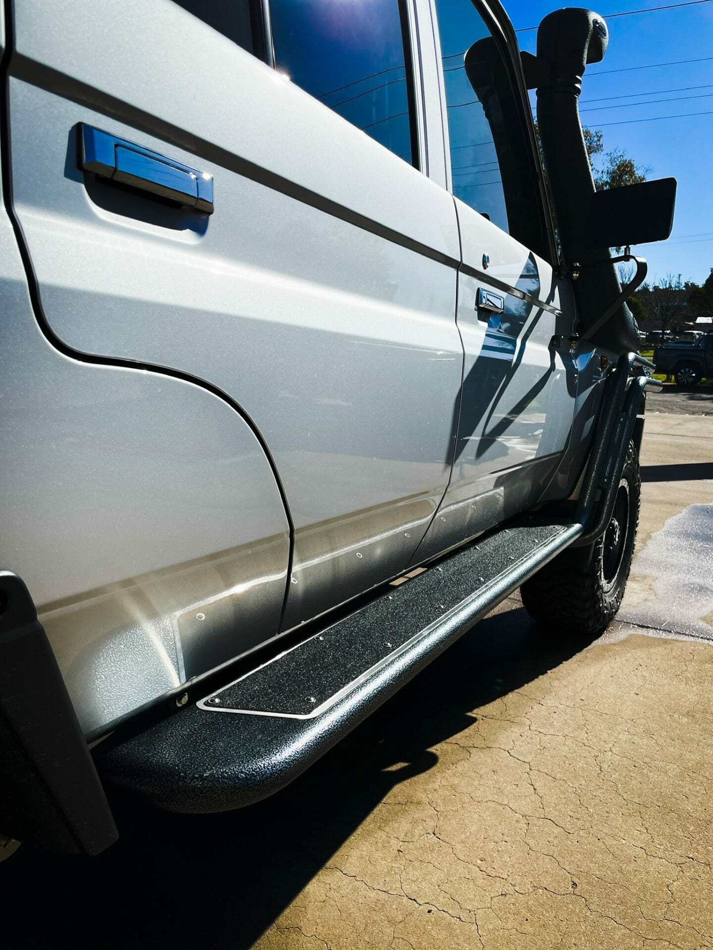 "WORK'N'PLAY 79" - Oztrack Custom // Bespoke off-road canopies and builds